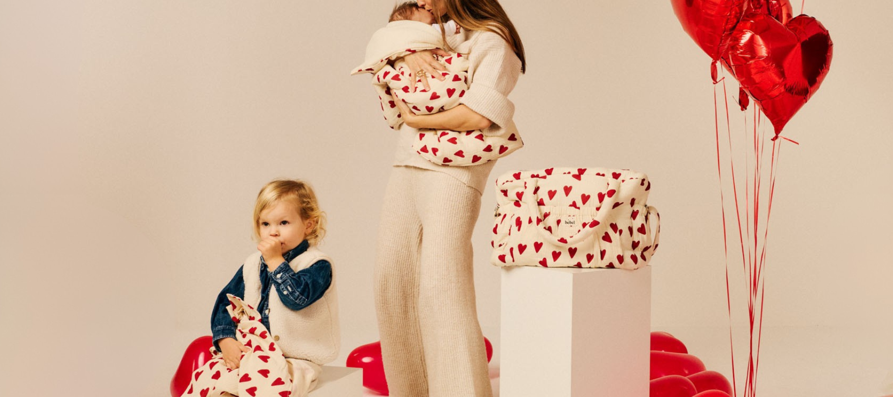BEBEL Blonde et brune en layette marque française de puériculture – Bebel